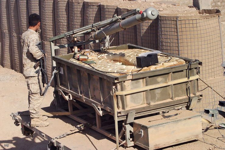 아프칸에서 M58 MICLIC으로 IED를 제거하는 보기드문 장면 : 네이버 블로그